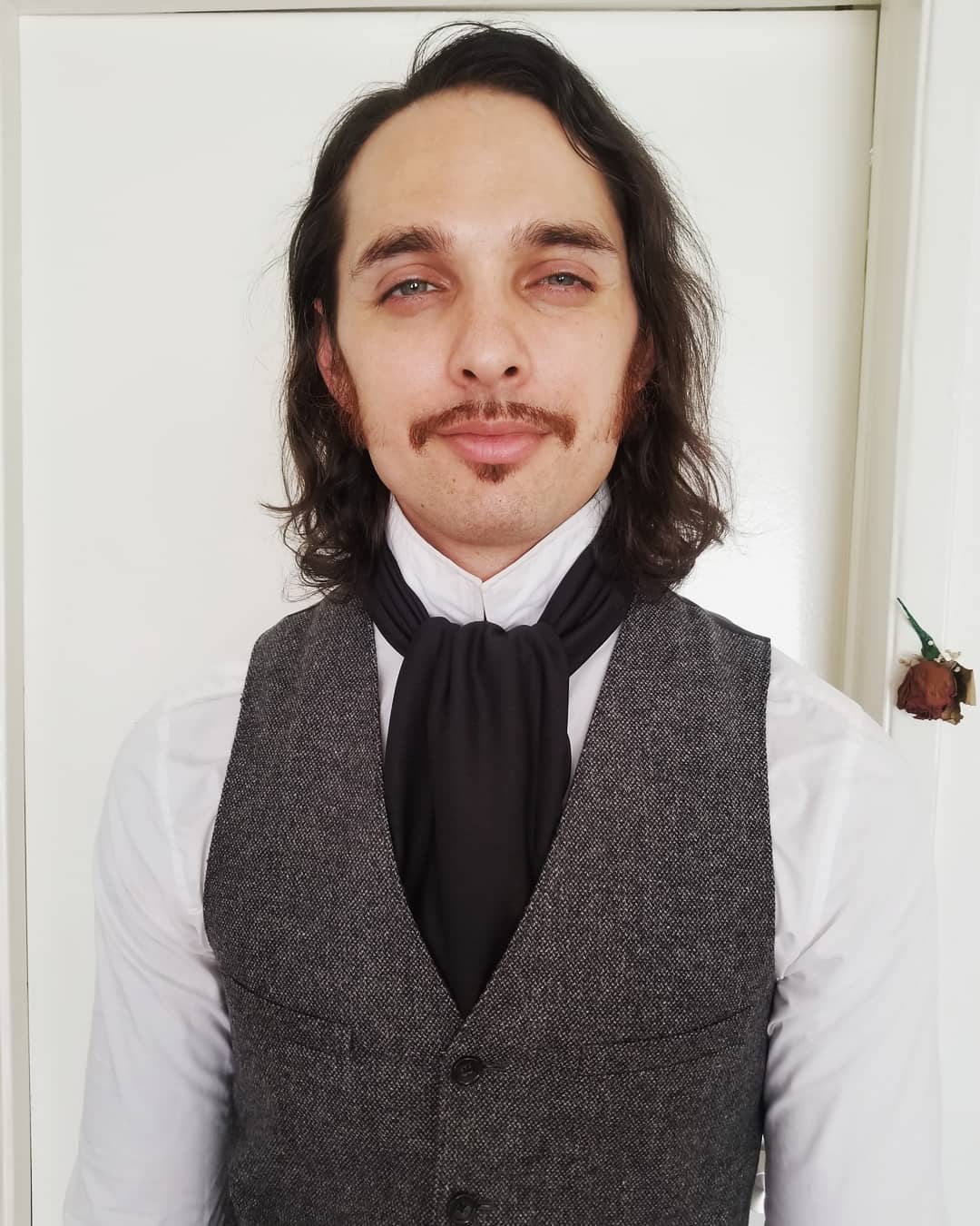 Victorian Cravat - self drafted | Scrolller