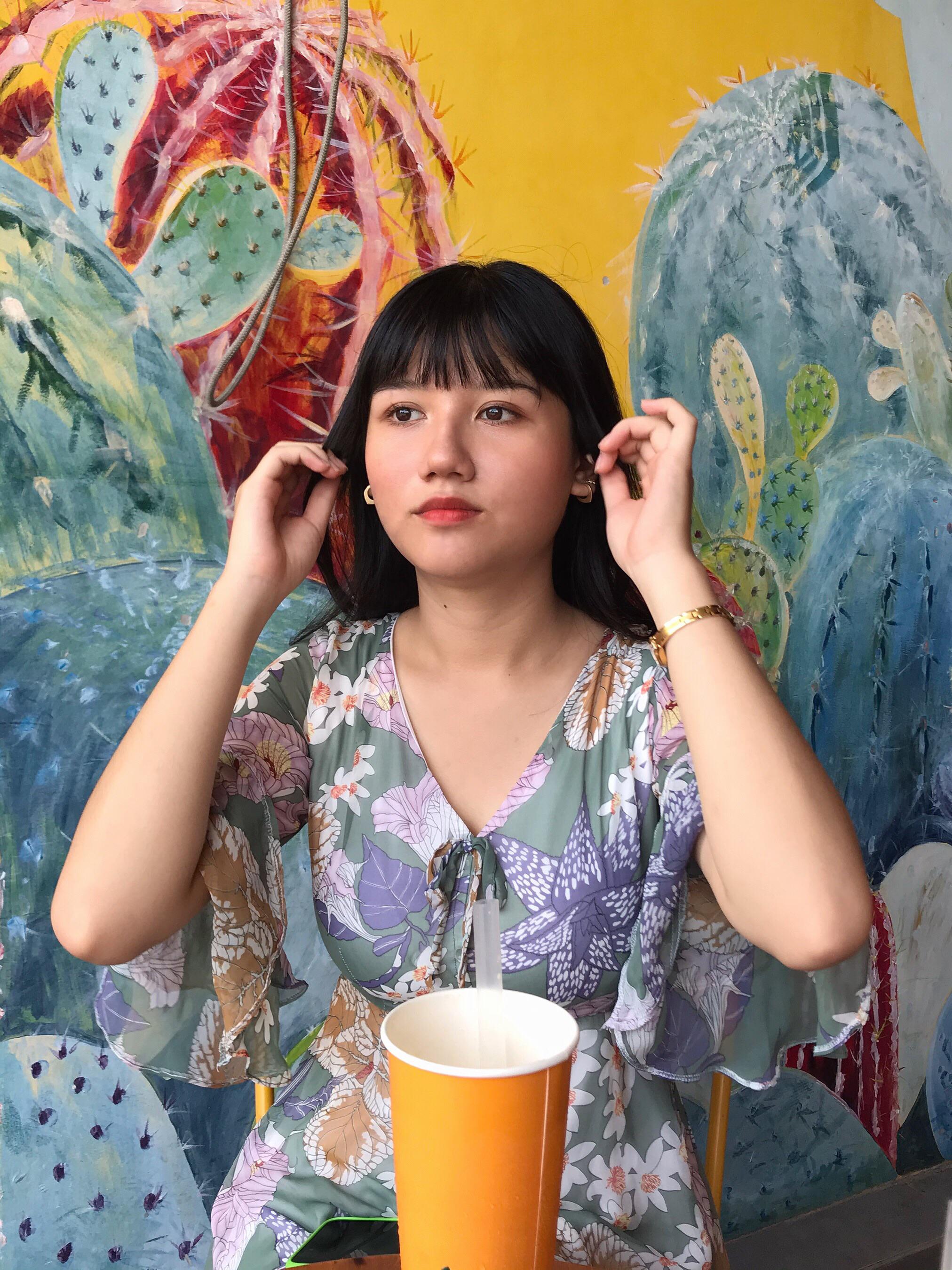 Vietnamese x French | Scrolller