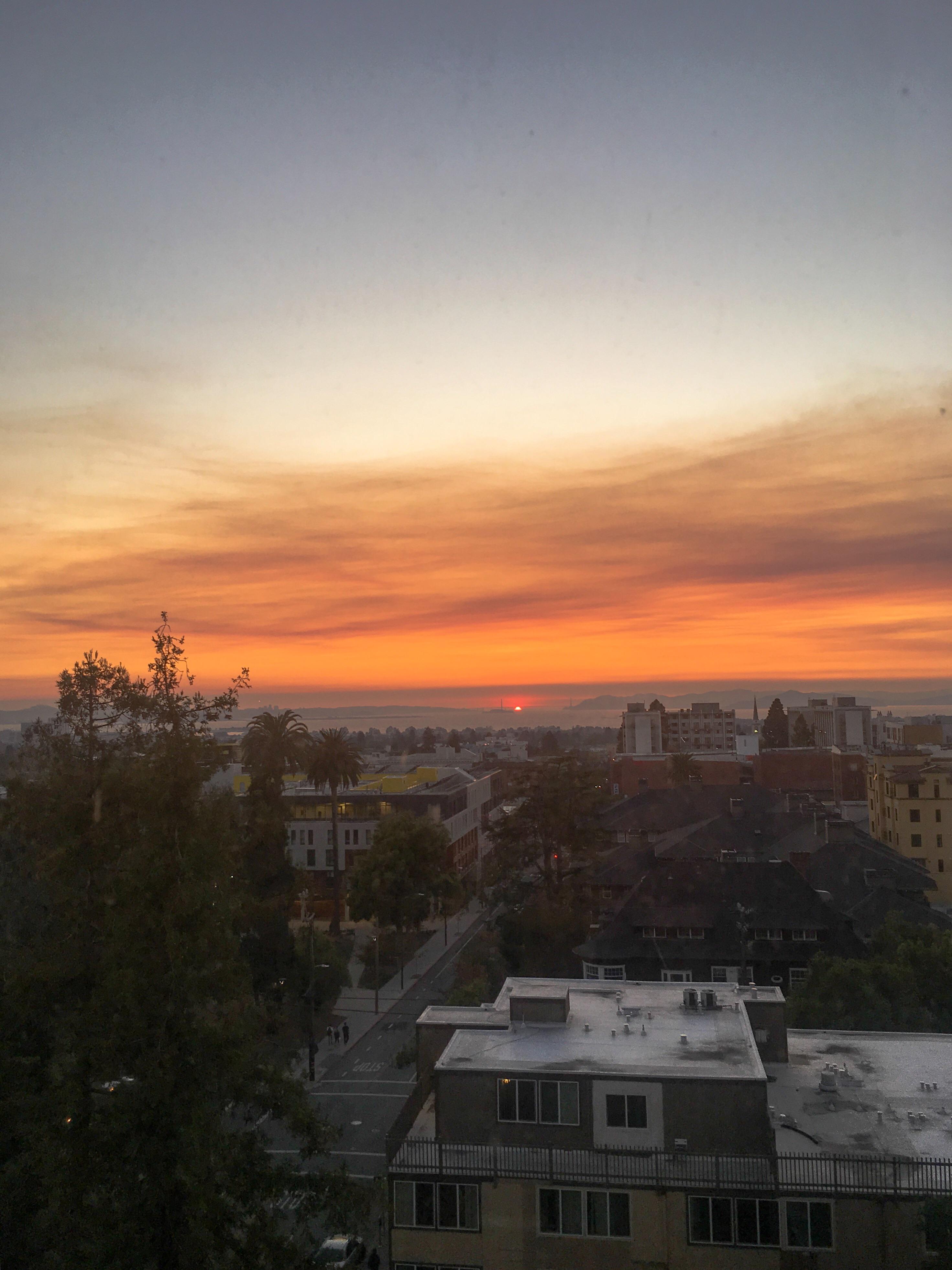 View from dorm room!! Berkeley kinda pretty :o | Scrolller