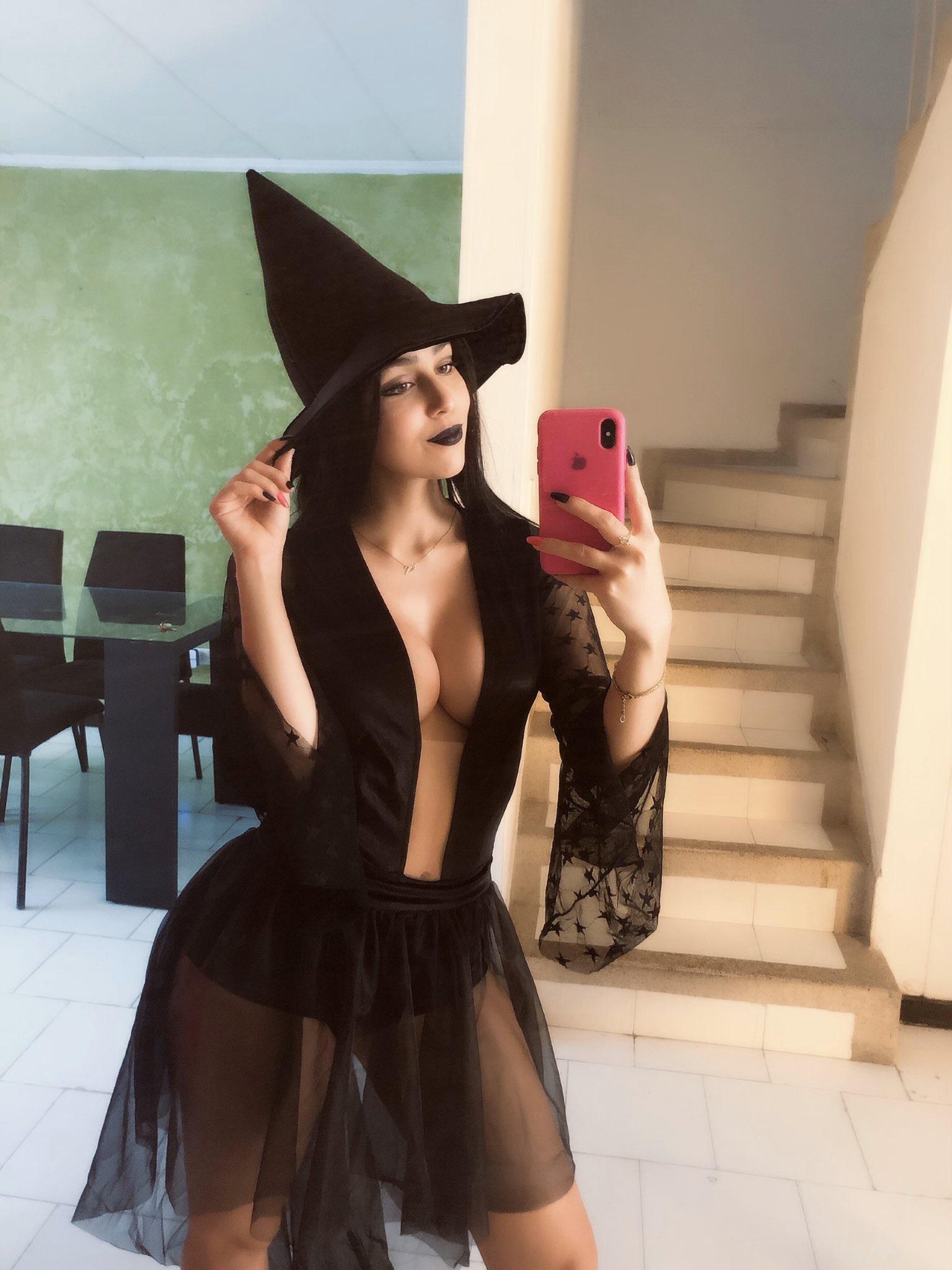 Vita Celestine | Scrolller