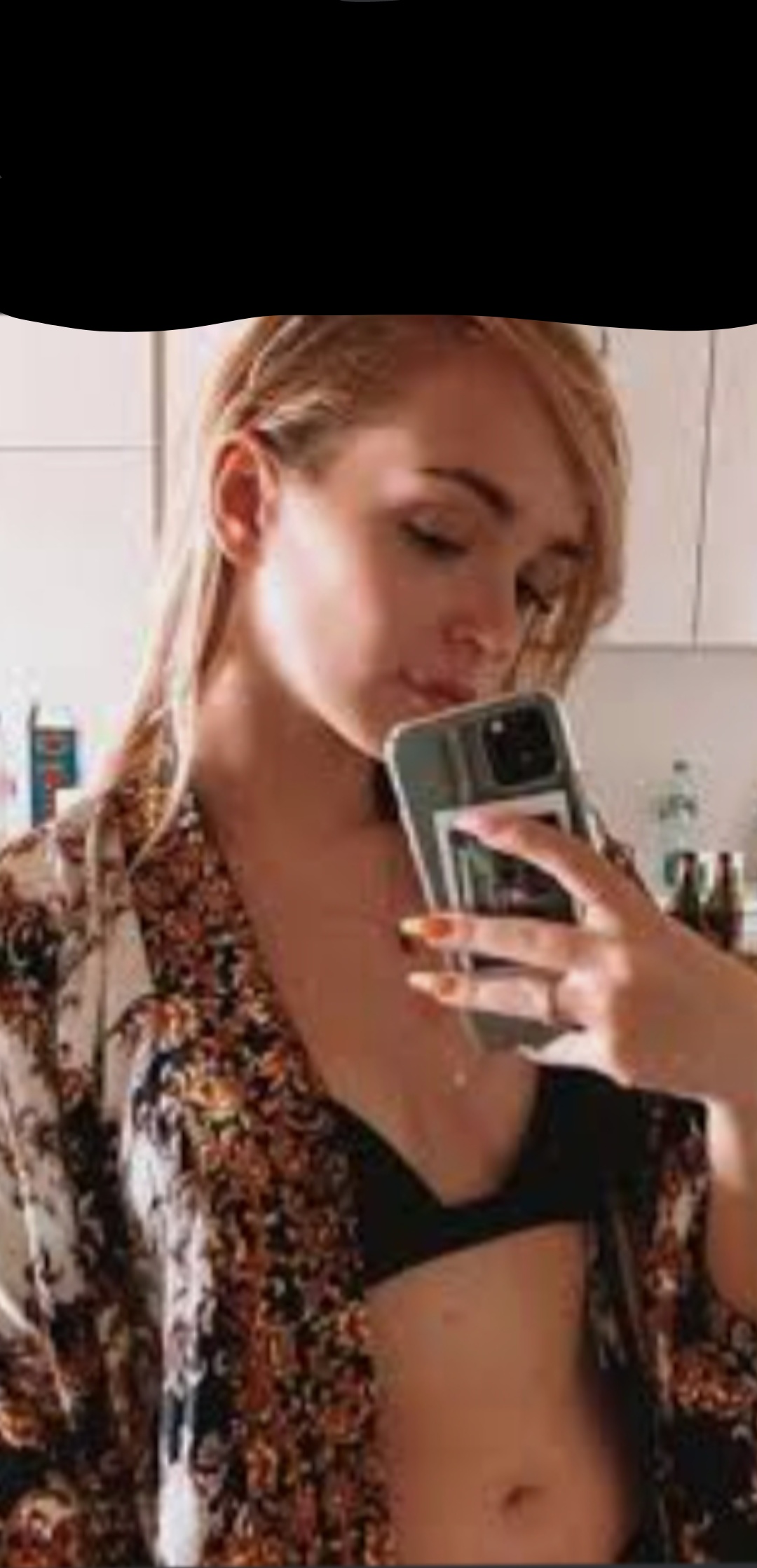 Vous aimer bien deujna moui elle me fait bander cette cochone | Scrolller