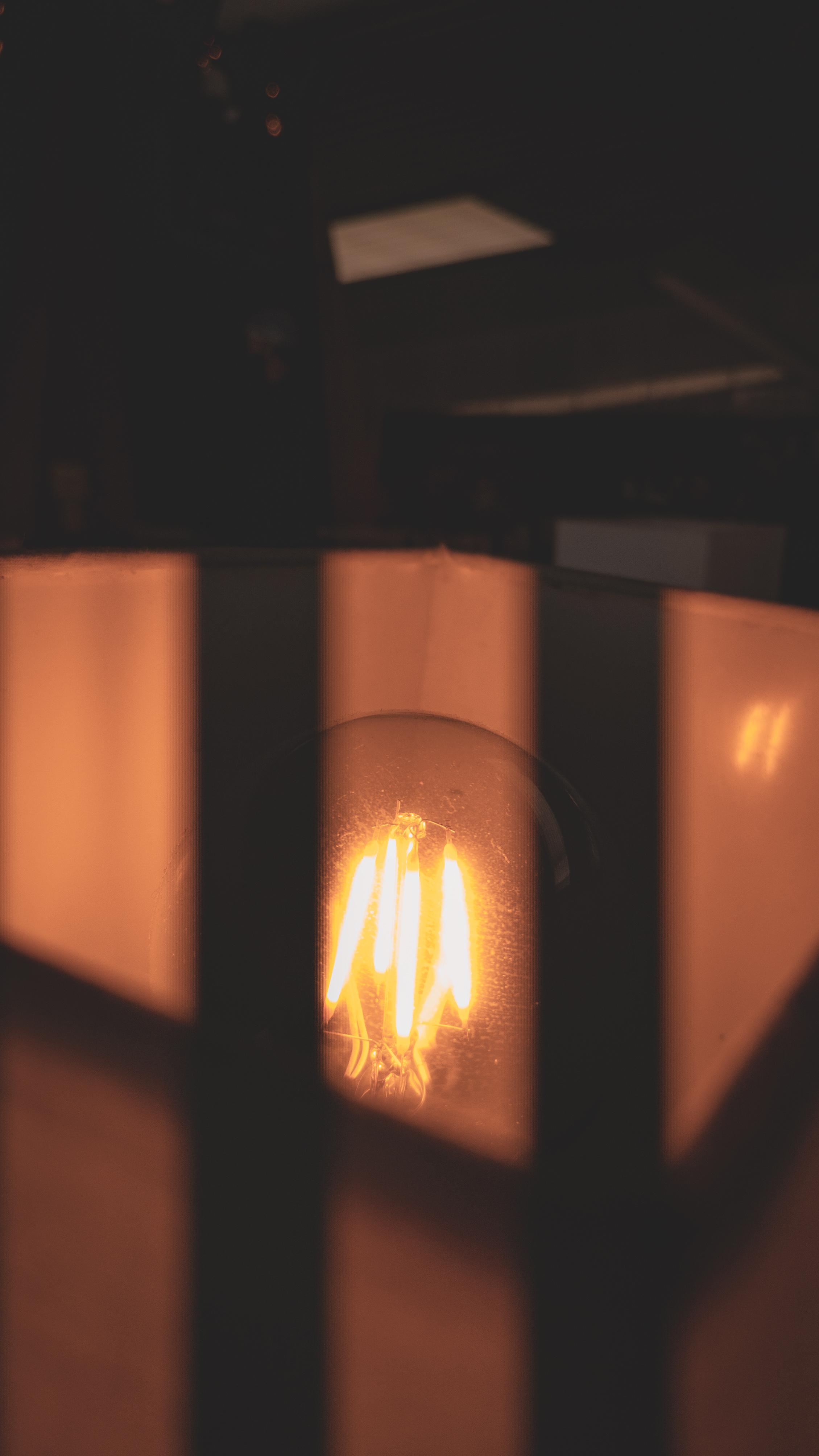 W A R M T H • | Scrolller