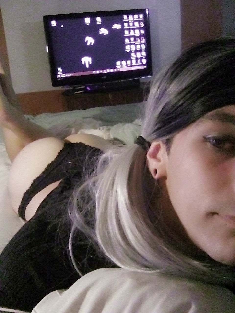 Waiting. | Scrolller