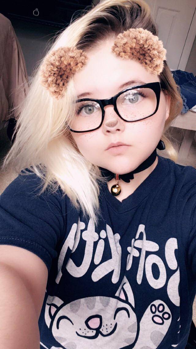 Waiting for Dada to wake up! | Scrolller