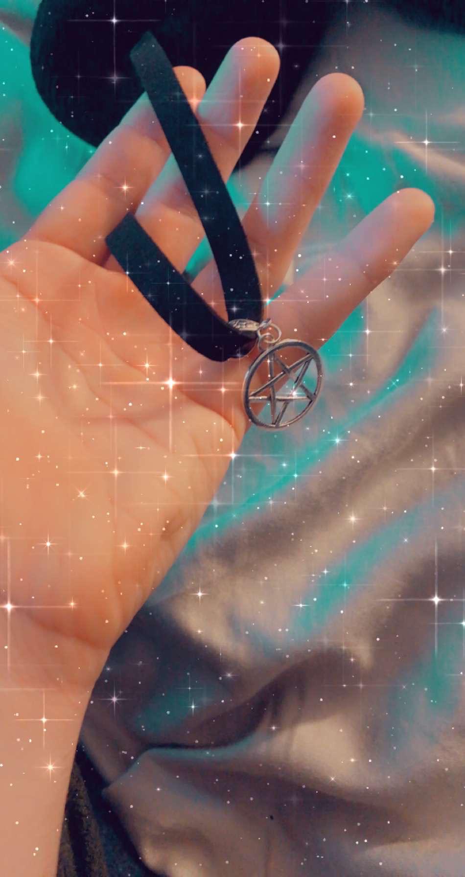 Wanna collar the semen demon?~ 🖤🩸 | Scrolller