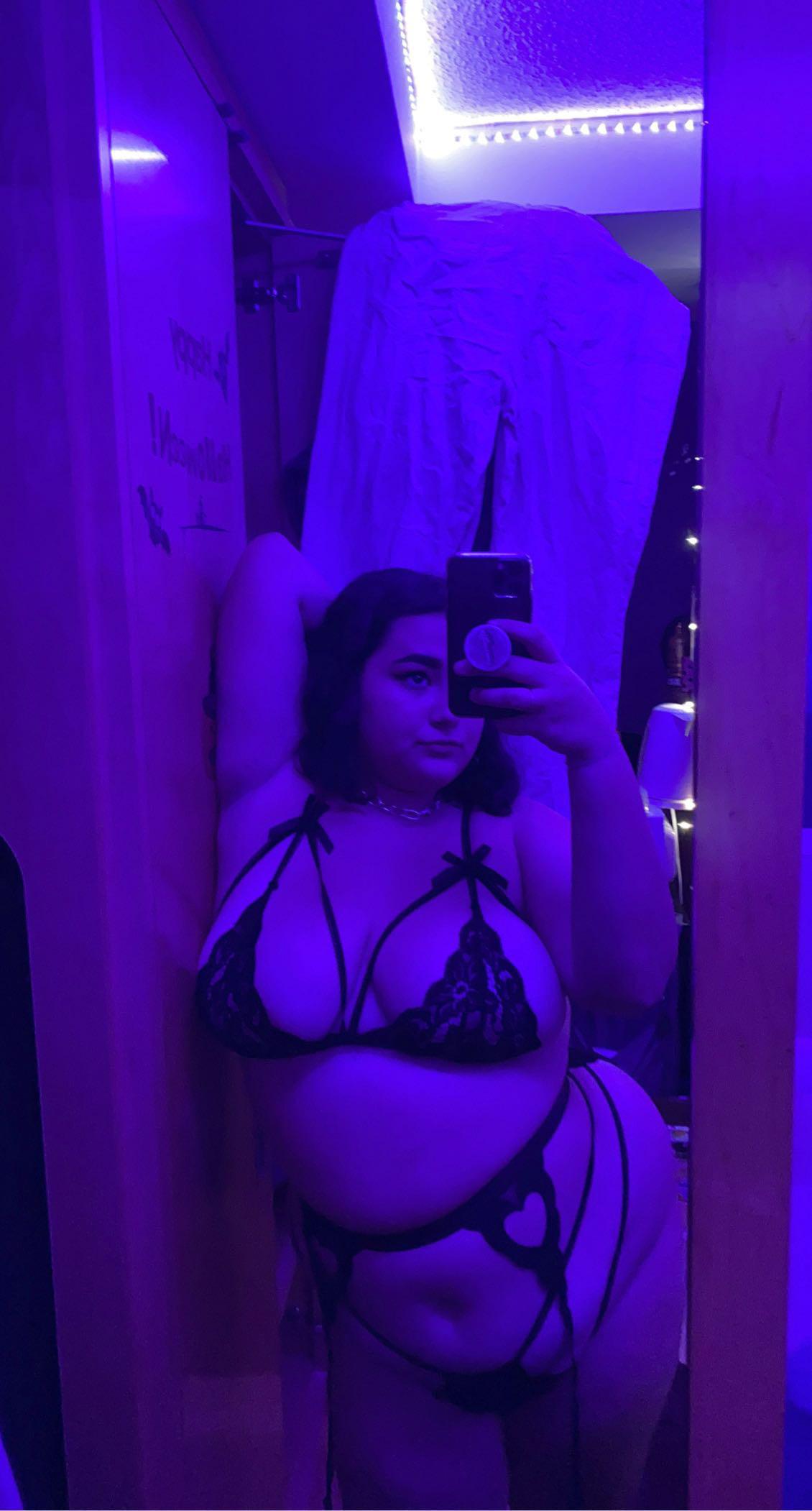 wanna pin me down? | Scrolller