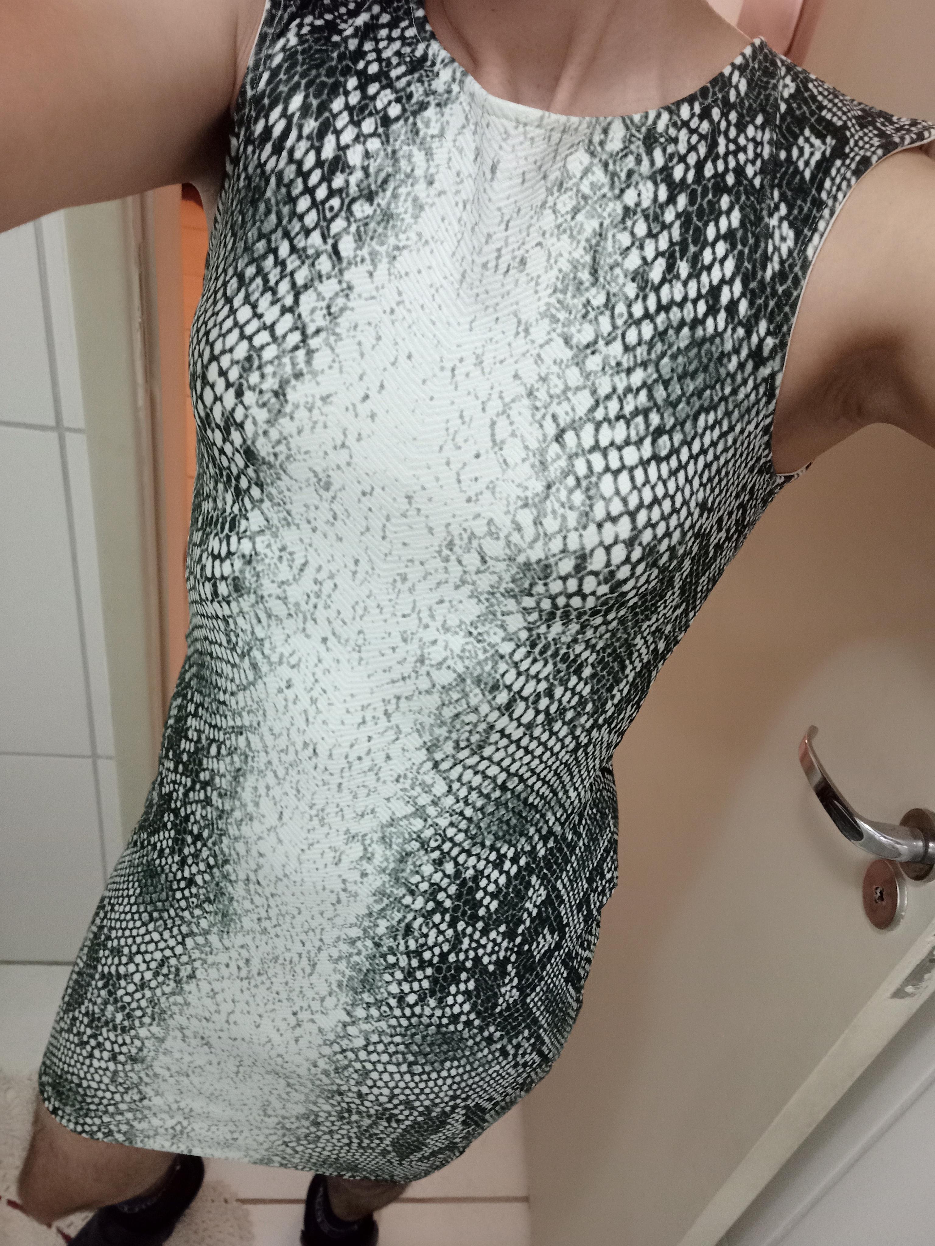 wanna see what's under? | Scrolller