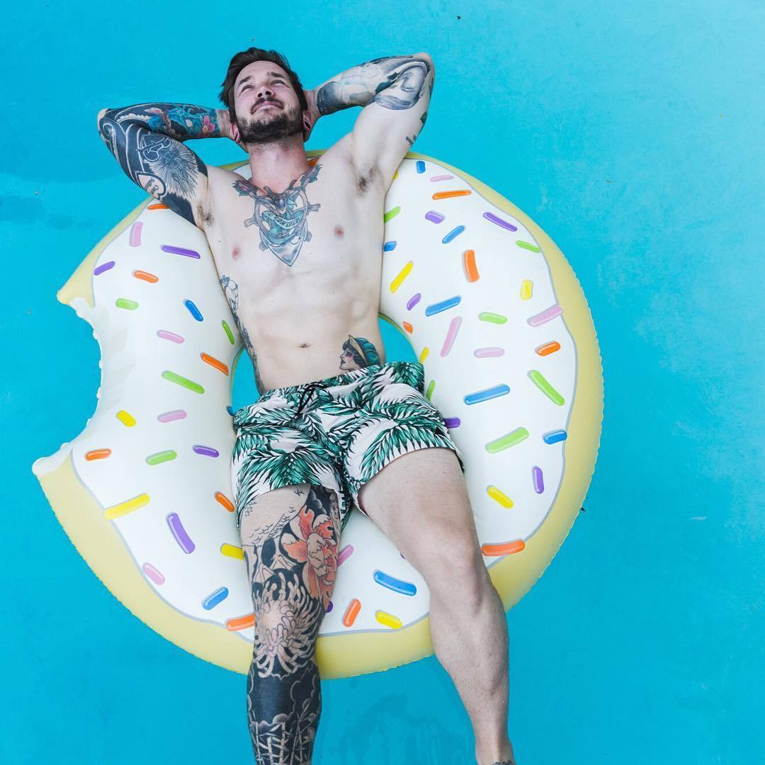 wanna take a bite outta that | Scrolller