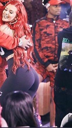 Want to bite it | Scrolller