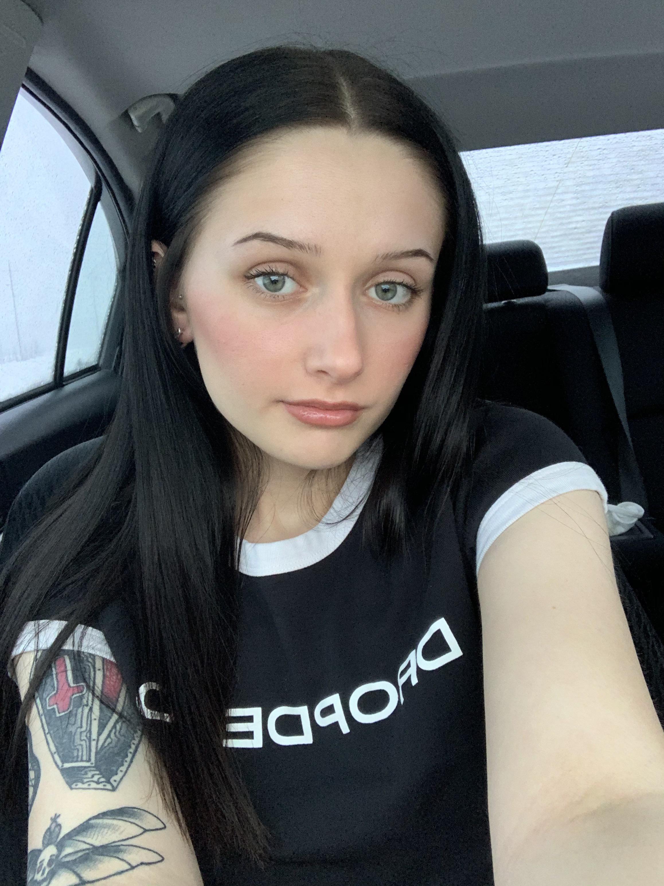 Want to go for a drive?😇 | Scrolller