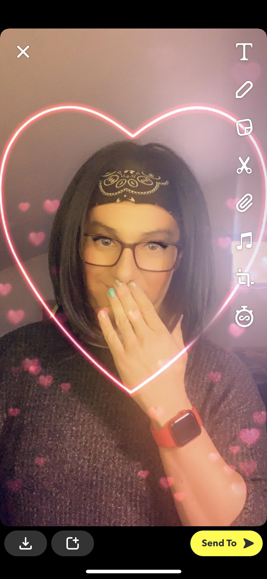 Wanted to leave y’all a big heart from me to you. Also, felt kinda pretty. | Scrolller