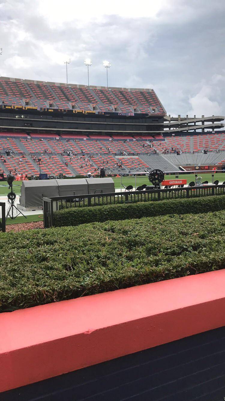 War damn eagle! | Scrolller