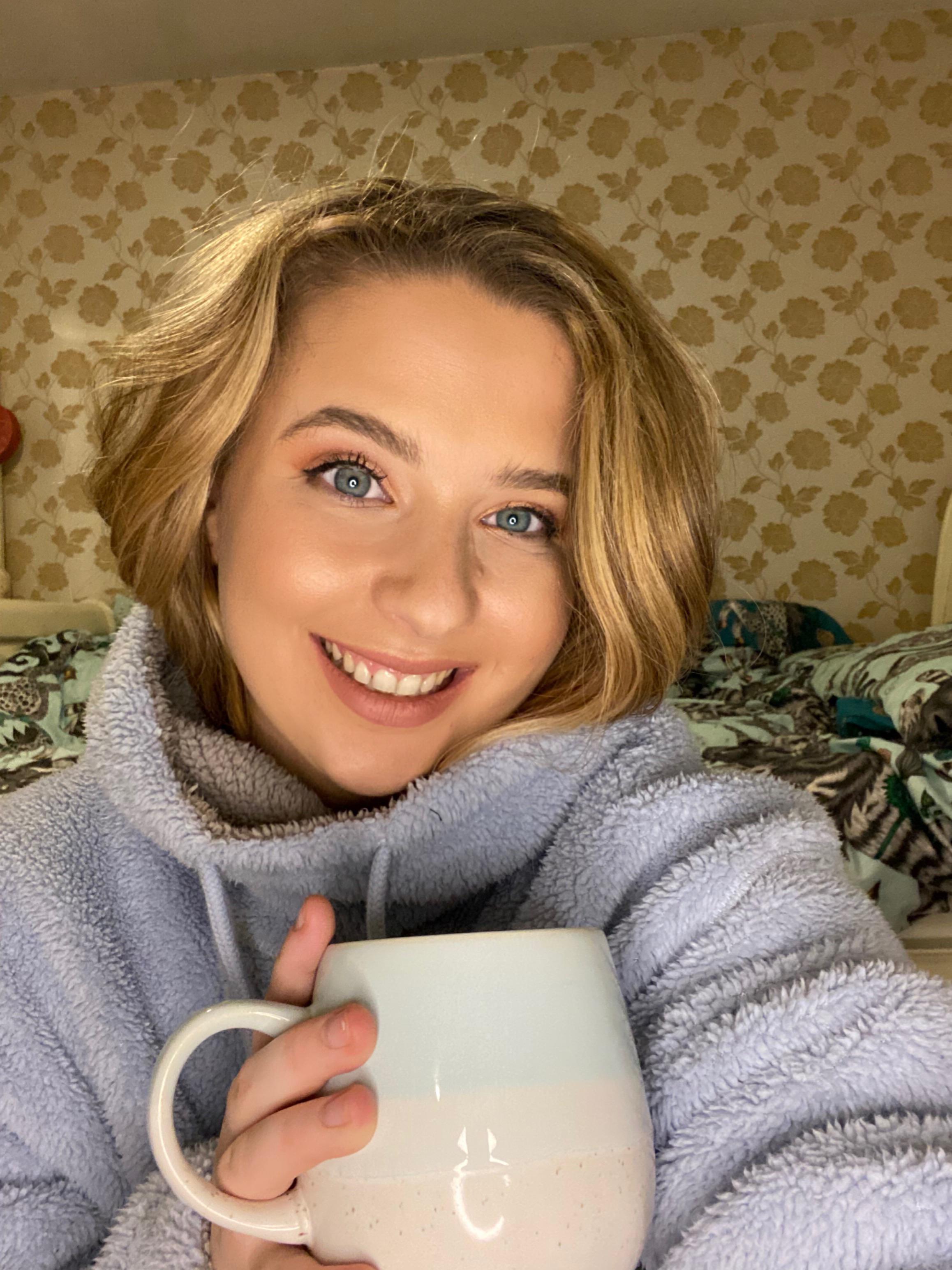 Warm drinks are a must in winter ️ | Scrolller