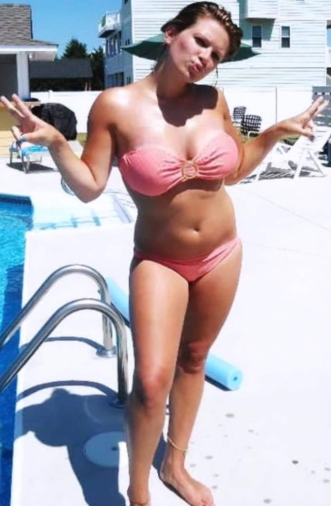 Was bikini too slutty for a family vacation?😘😈 | Scrolller