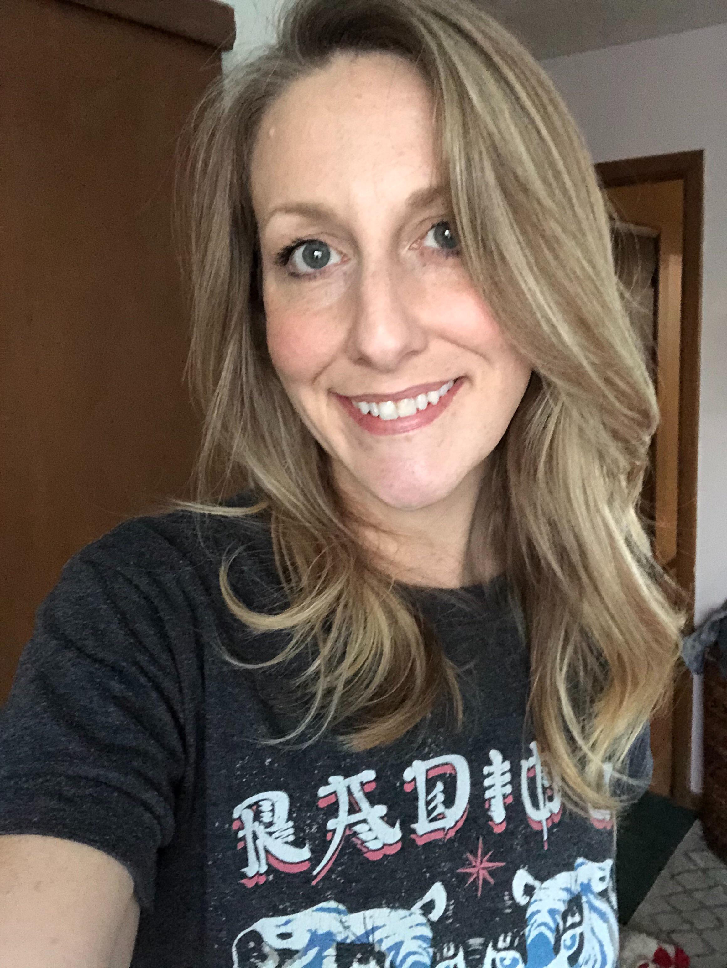 Was bored lol so here’s my face :p | Scrolller