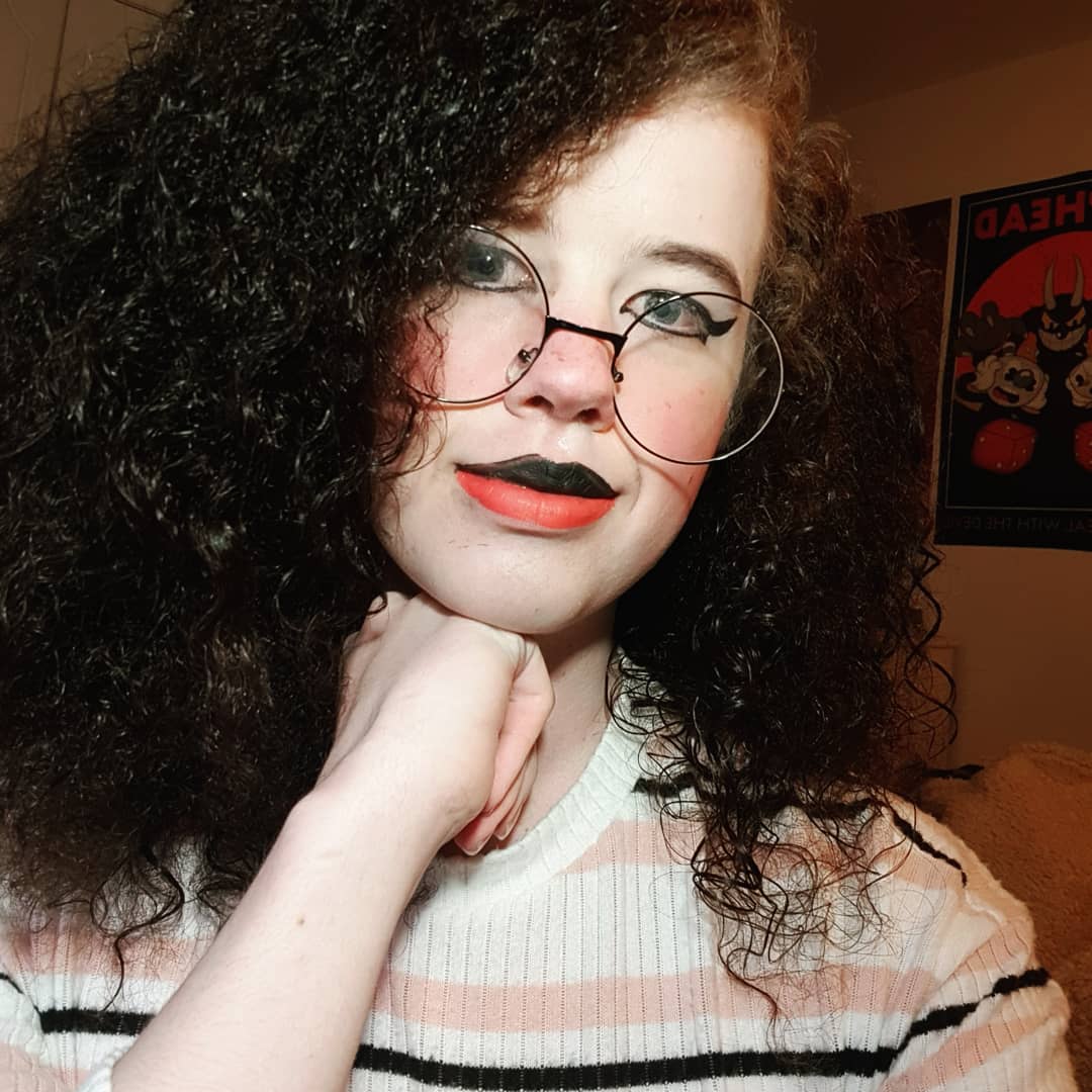 Was feeling down so I did some makeup to cheer myself up (mtf pre-everything) | Scrolller