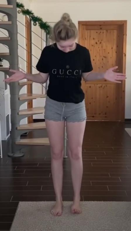 Was würdet Ihr mit ihr machen wen. Sie so vor euch steht? | Scrolller