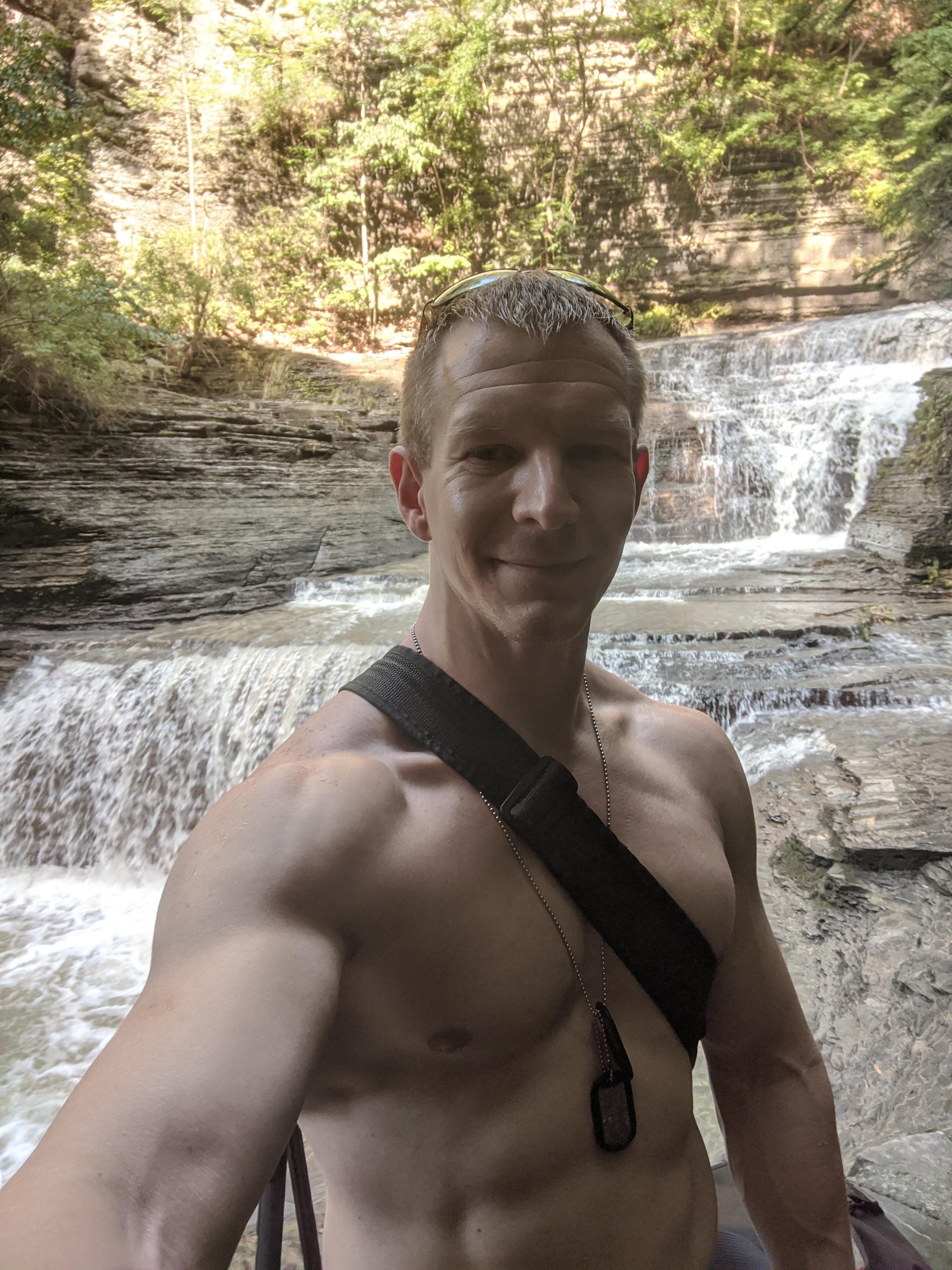 Waterfall Selfie | Scrolller