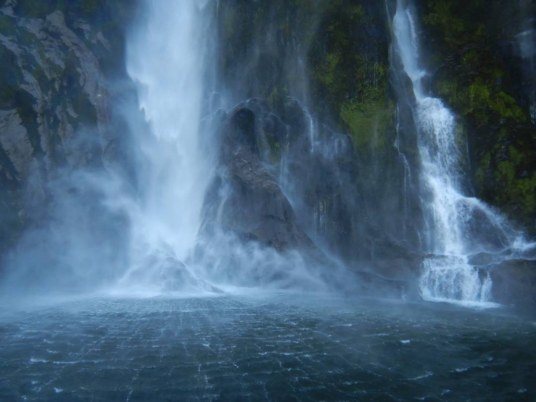 Waterfalls | Scrolller