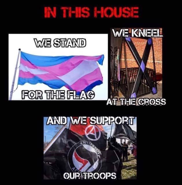 We kneel at the cross | Scrolller