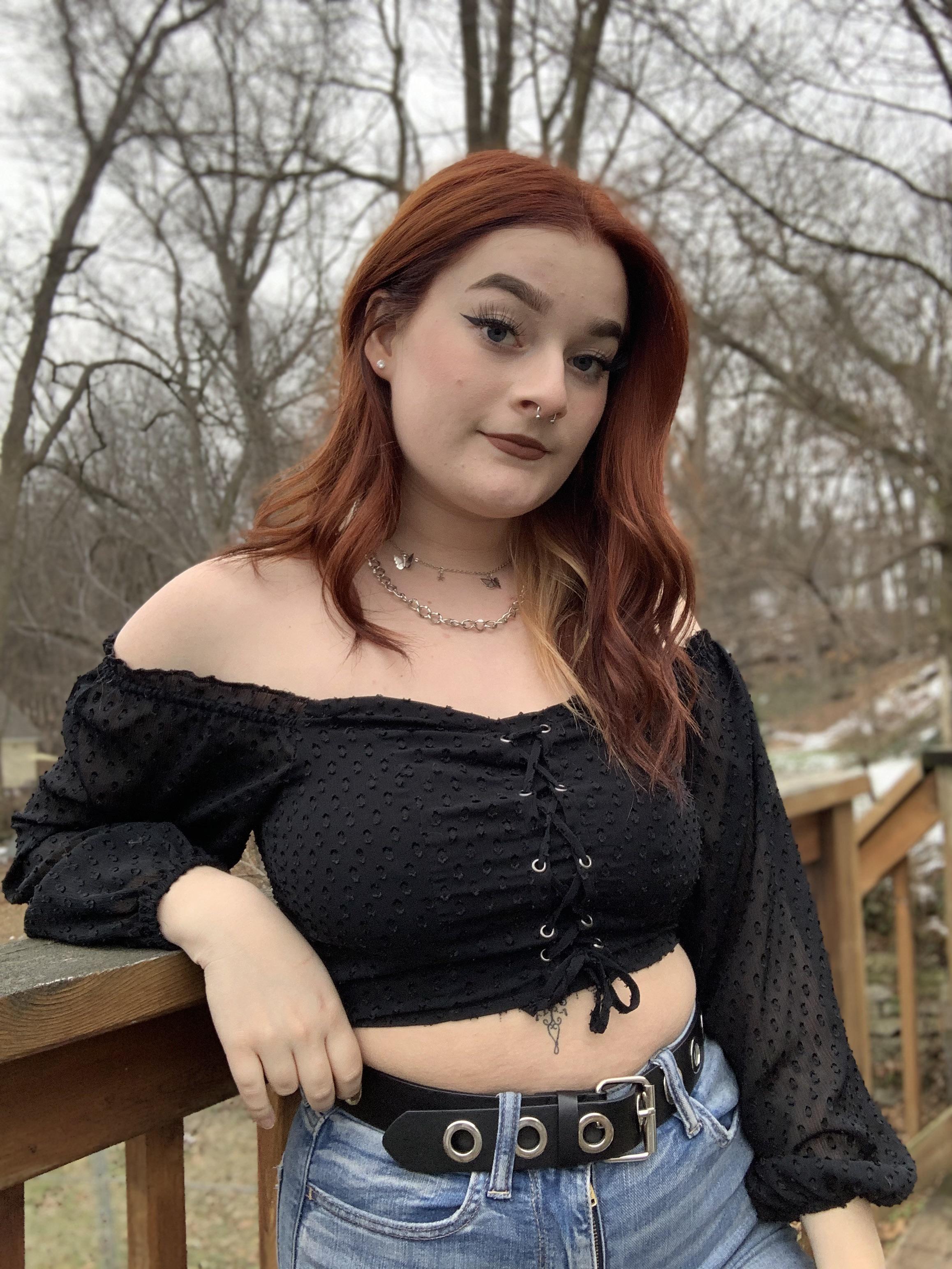 we love a red hair goth queen | Scrolller