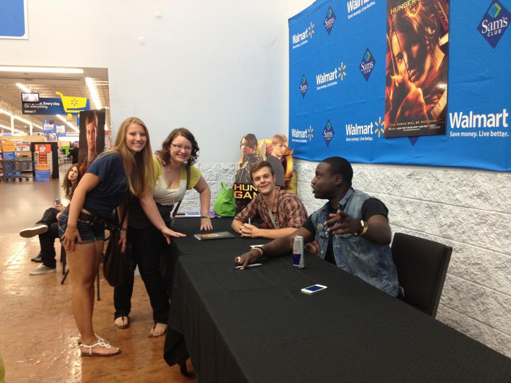 We met Marvel and Thresh. Real or not real? Real!! | Scrolller