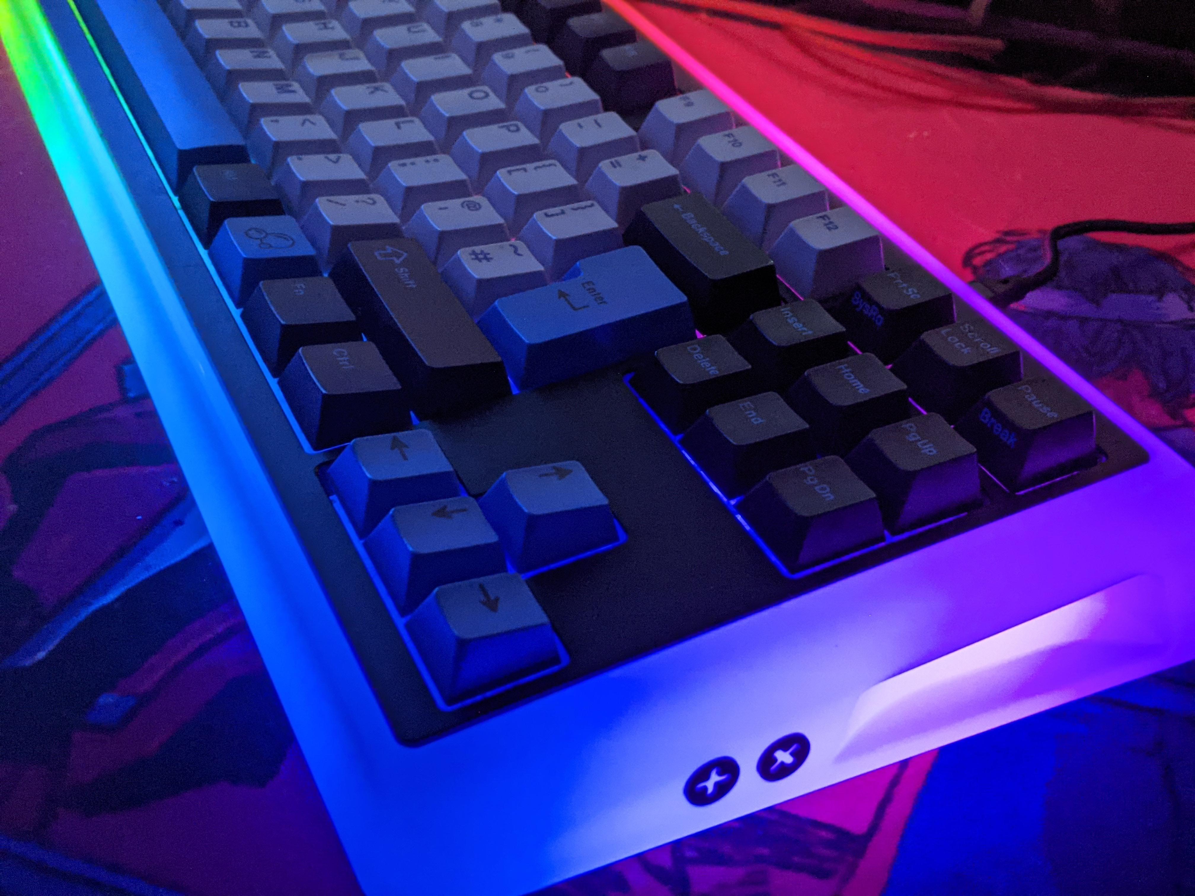 We need more RGB in customs | Scrolller