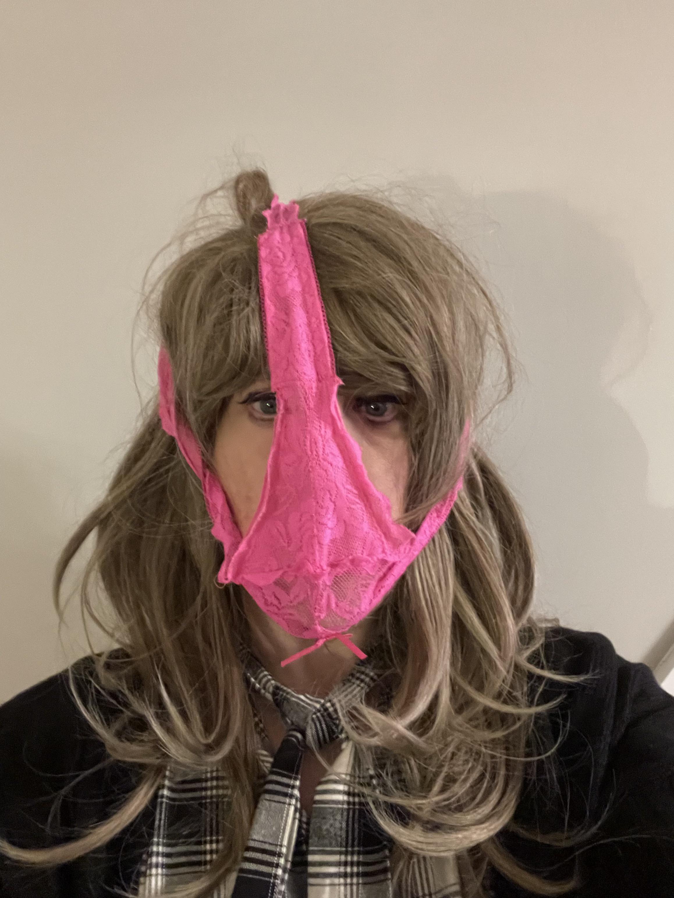 Wear a face mask! | Scrolller