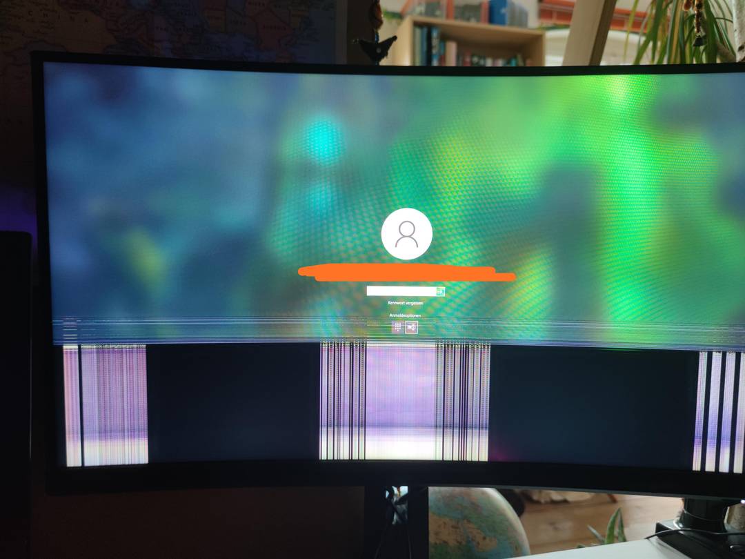 Weird lines on monitor? | Scrolller