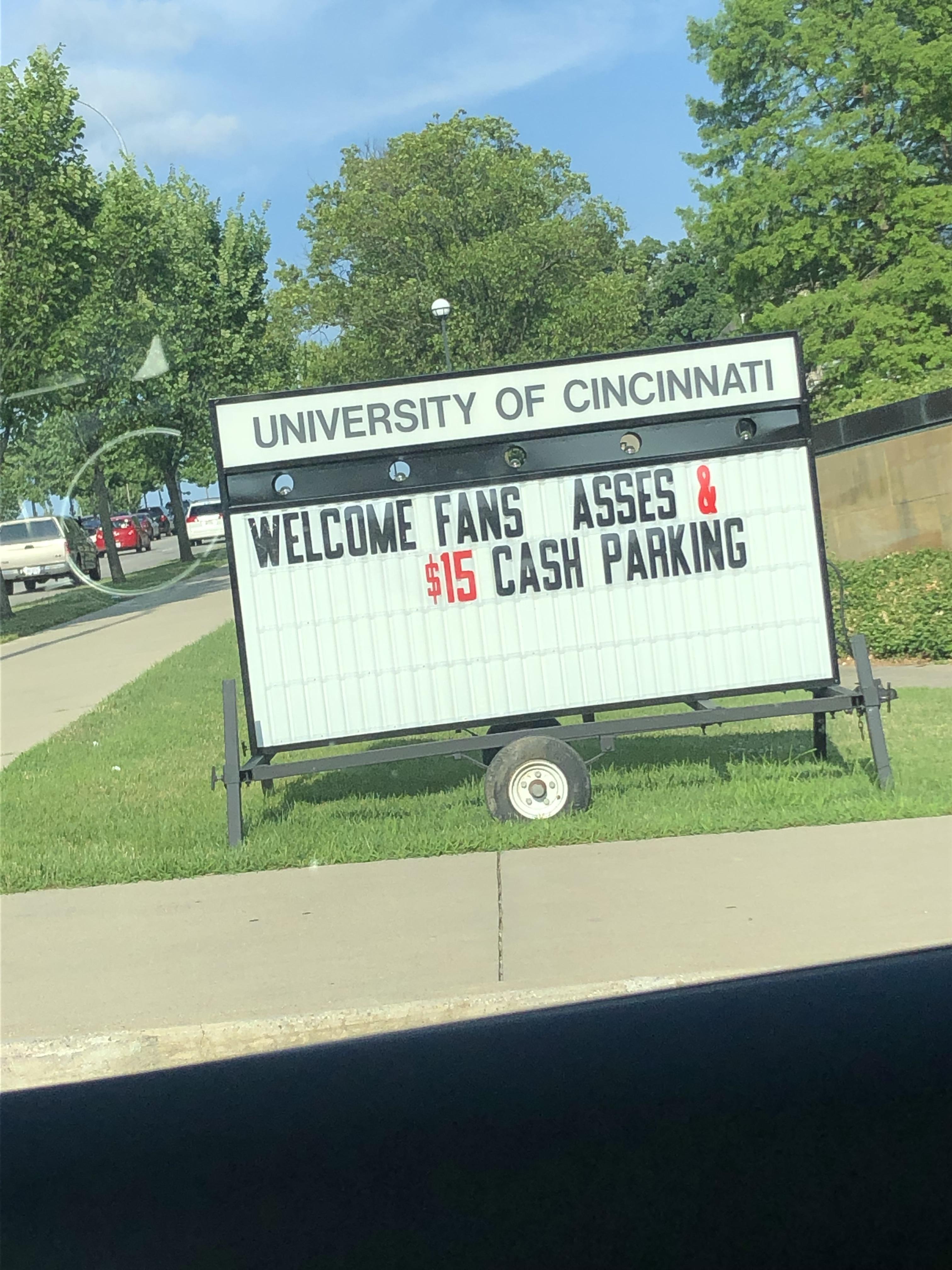 Welcome! | Scrolller