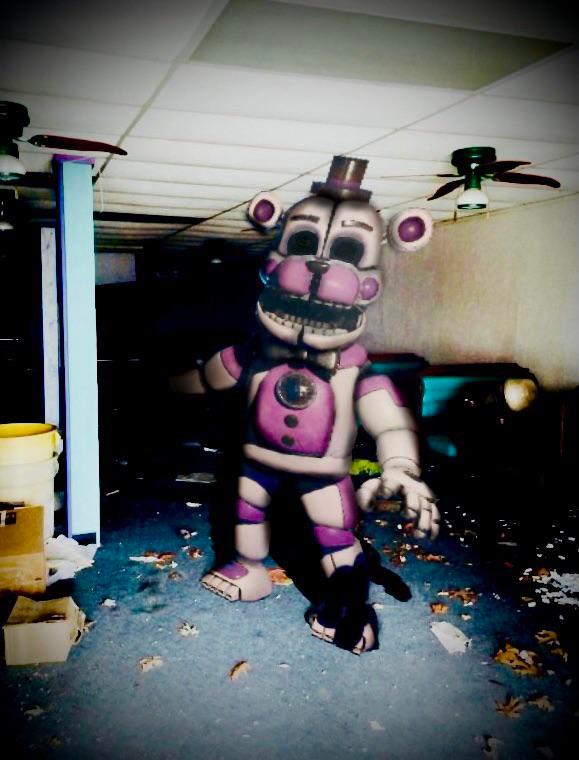 Well hello again | Scrolller