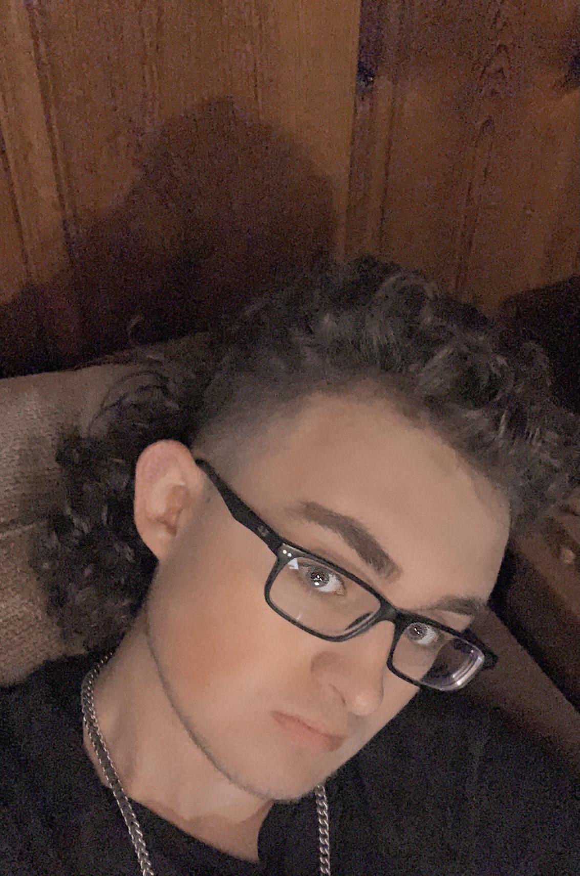 Well Howdy 🤠Scrolller