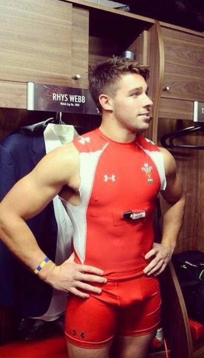 Welsh Rugby Player Rhys Webb 🥵 | Scrolller