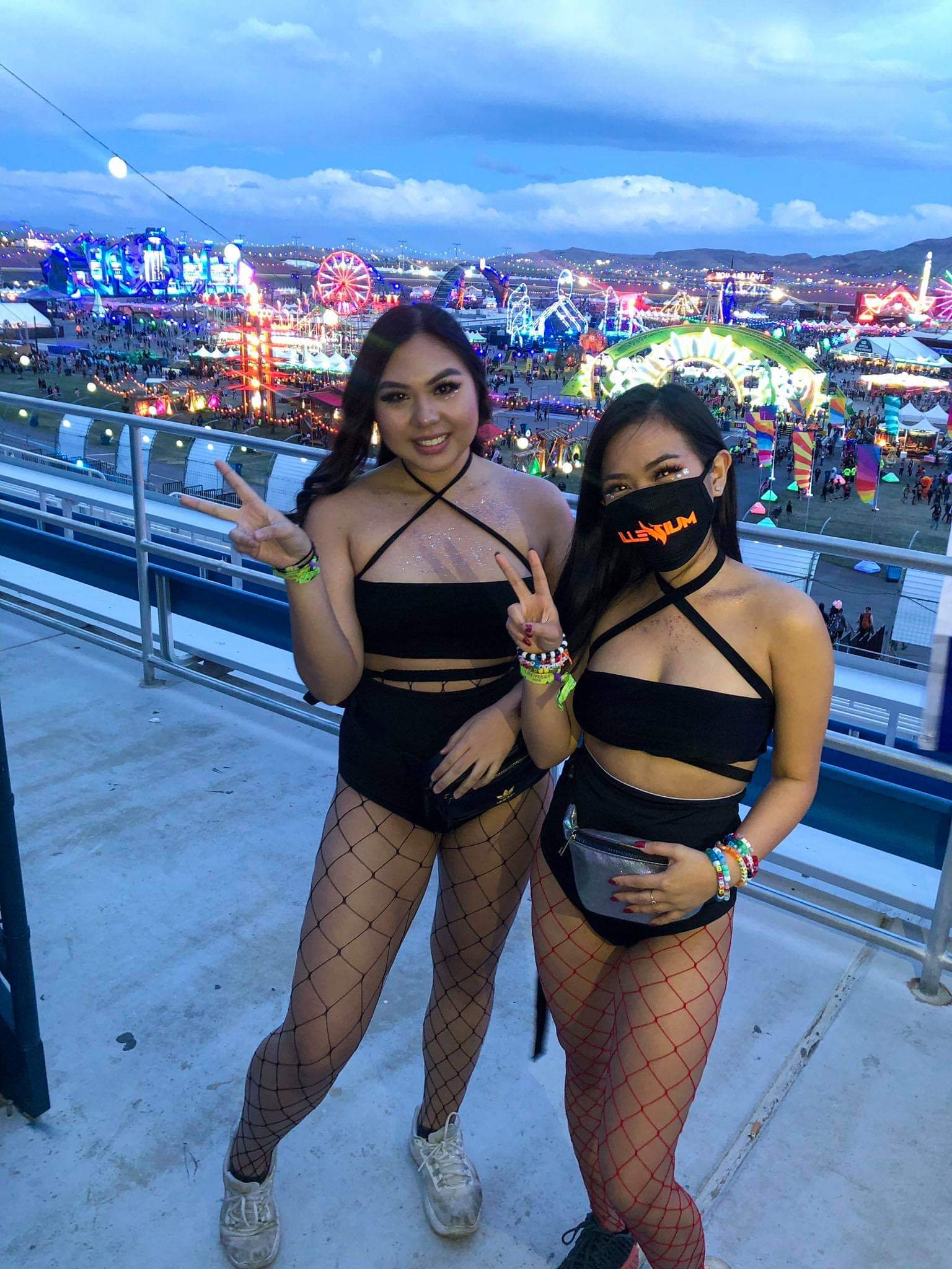 We're going down, peace out! | Scrolller