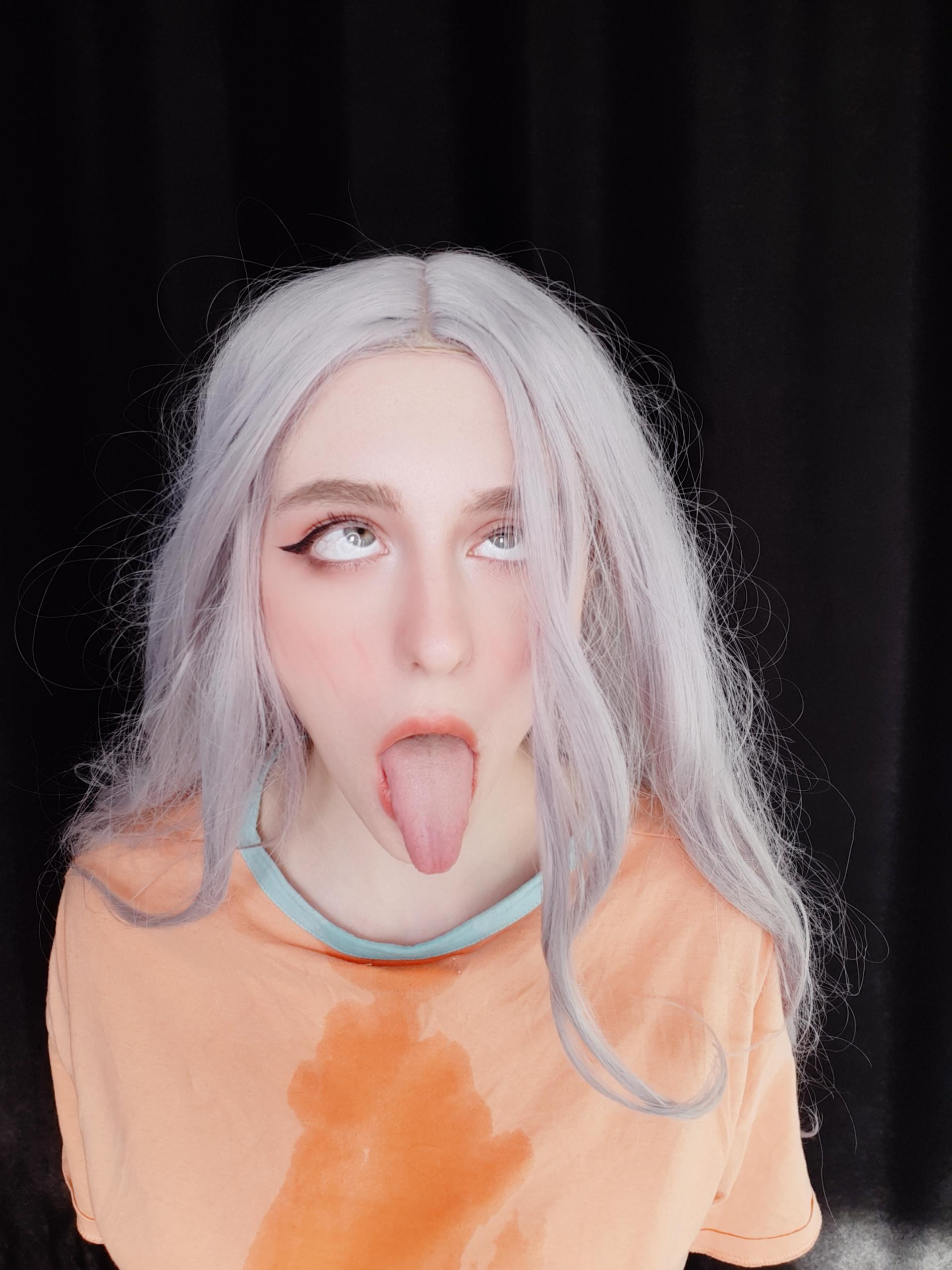 Wet ahegao [OC] | Scrolller