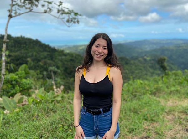 What are you doing if she asks for directions? | Scrolller