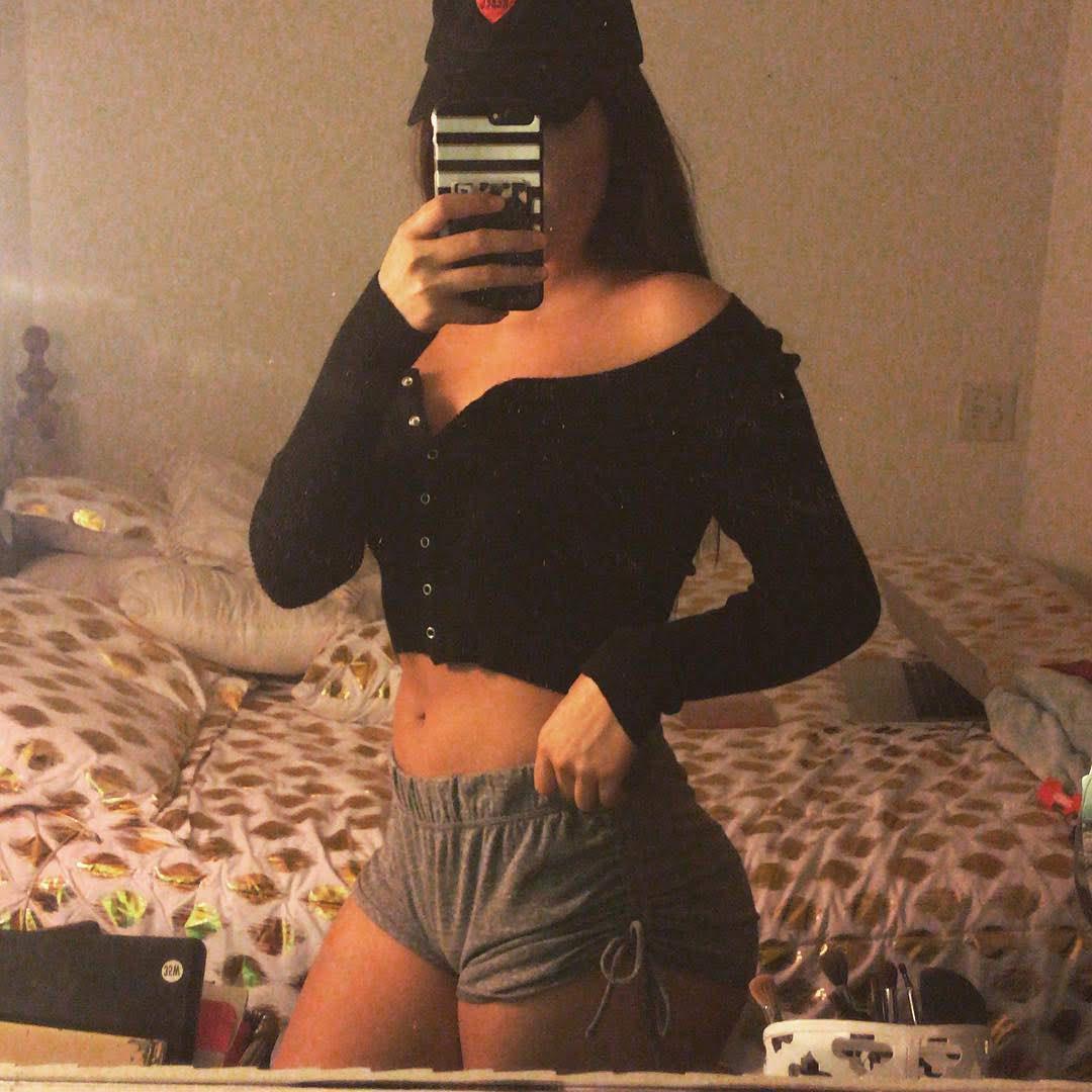 What Do Yall Think About My Wifes Friend Scrolller