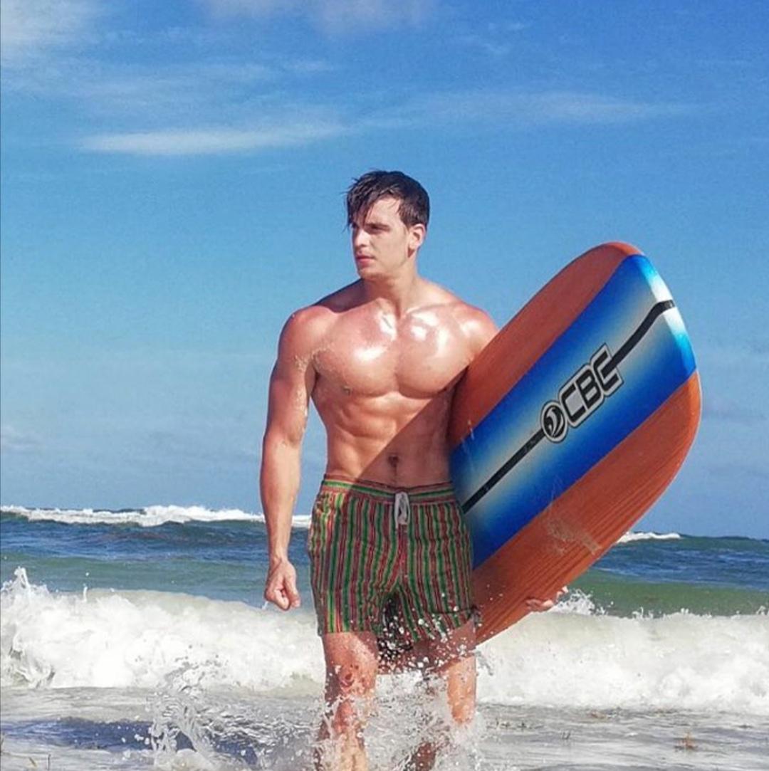 What do you think about my new board 🏄 | Scrolller