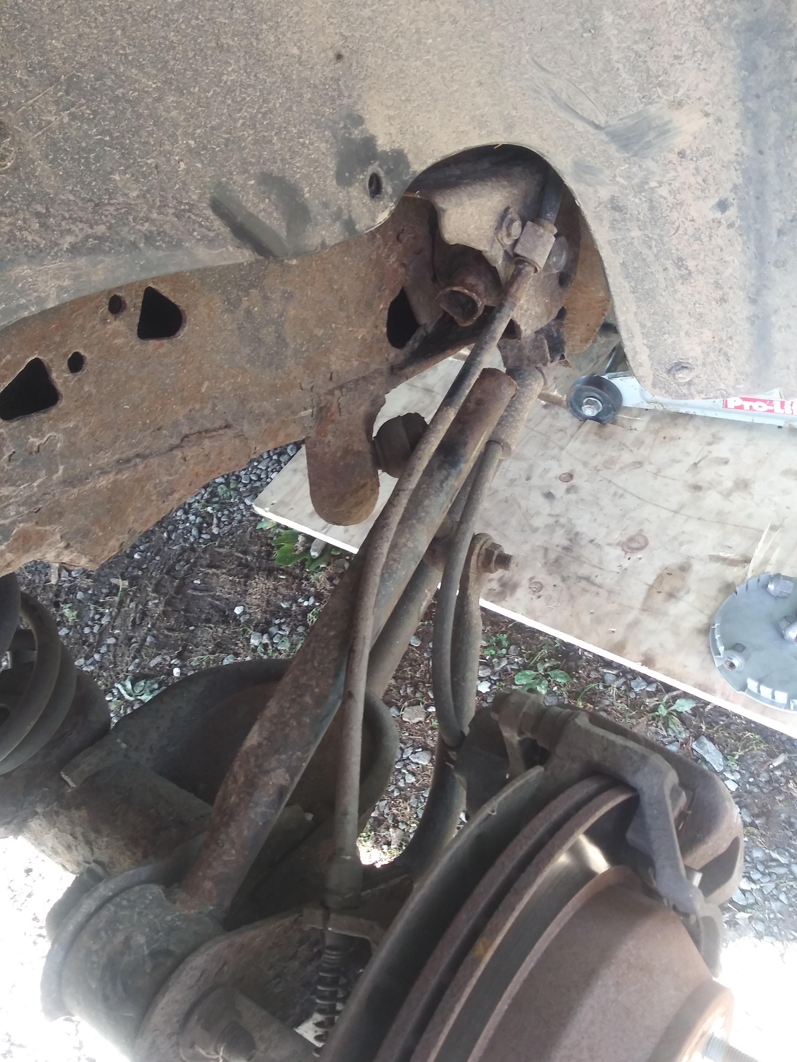 What is the name of the part thats disconnected? | Scrolller