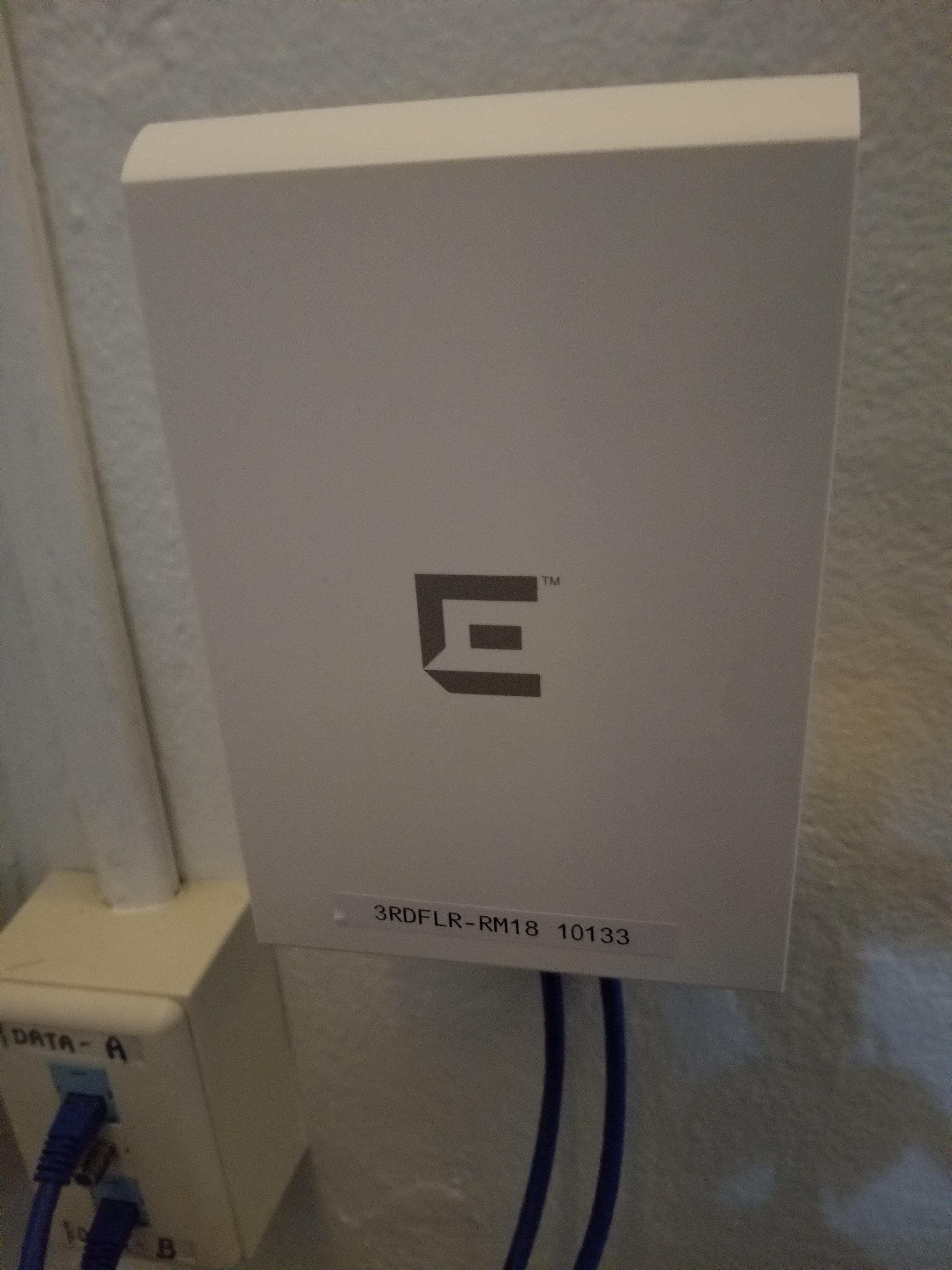 What is this router brand? | Scrolller