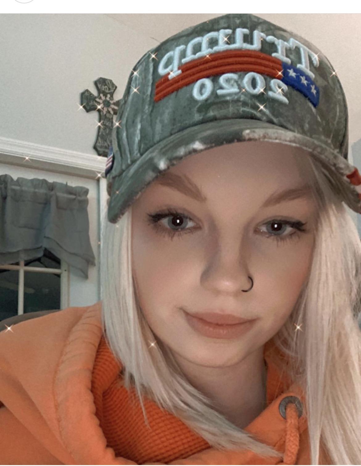 What to do with this blonde republican? | Scrolller