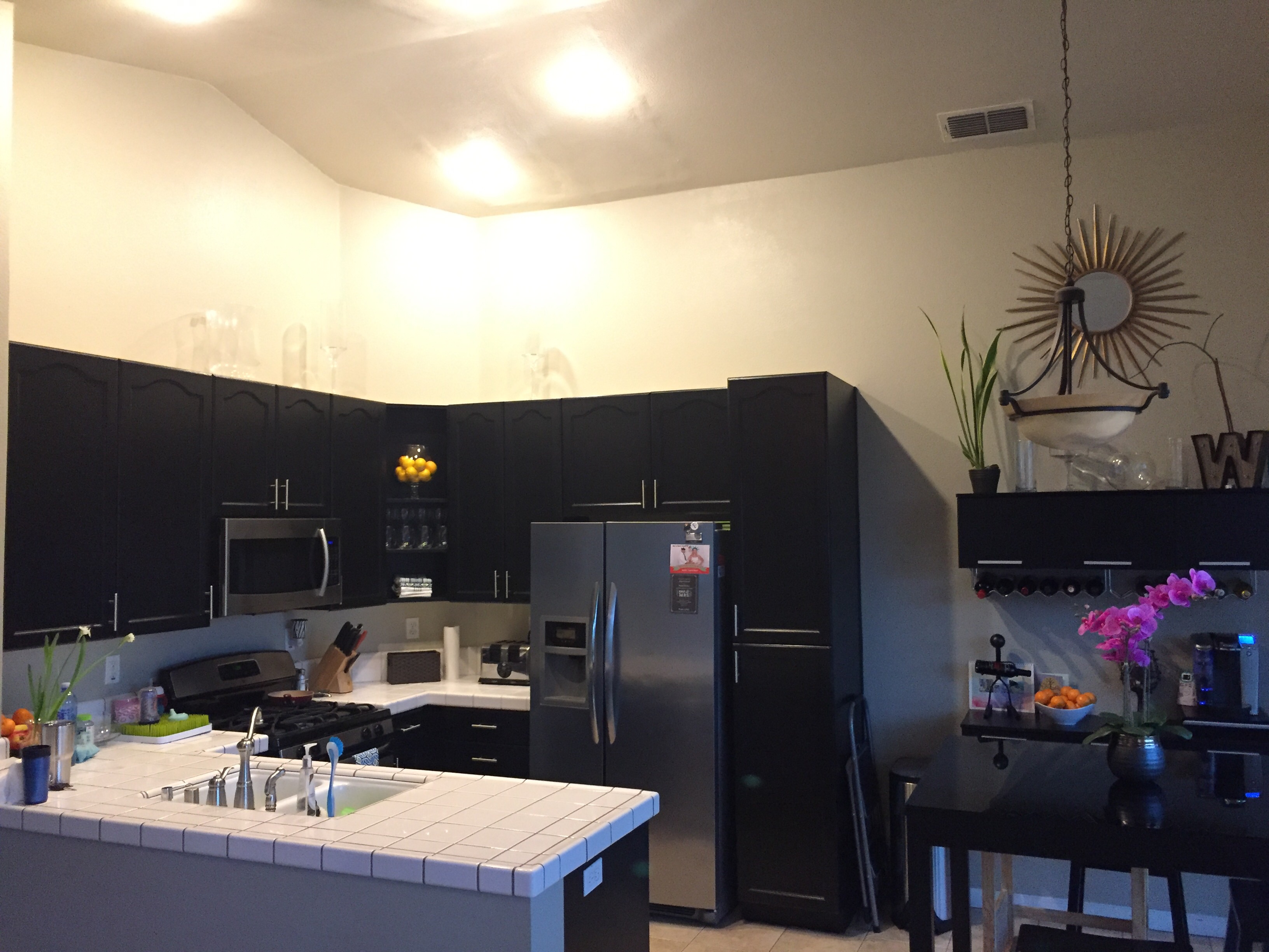 What to place on top of cabinets? | Scrolller