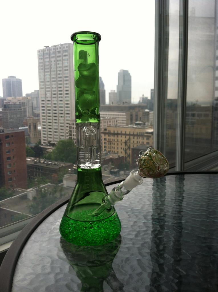 Whatcha think of the new piece? | Scrolller