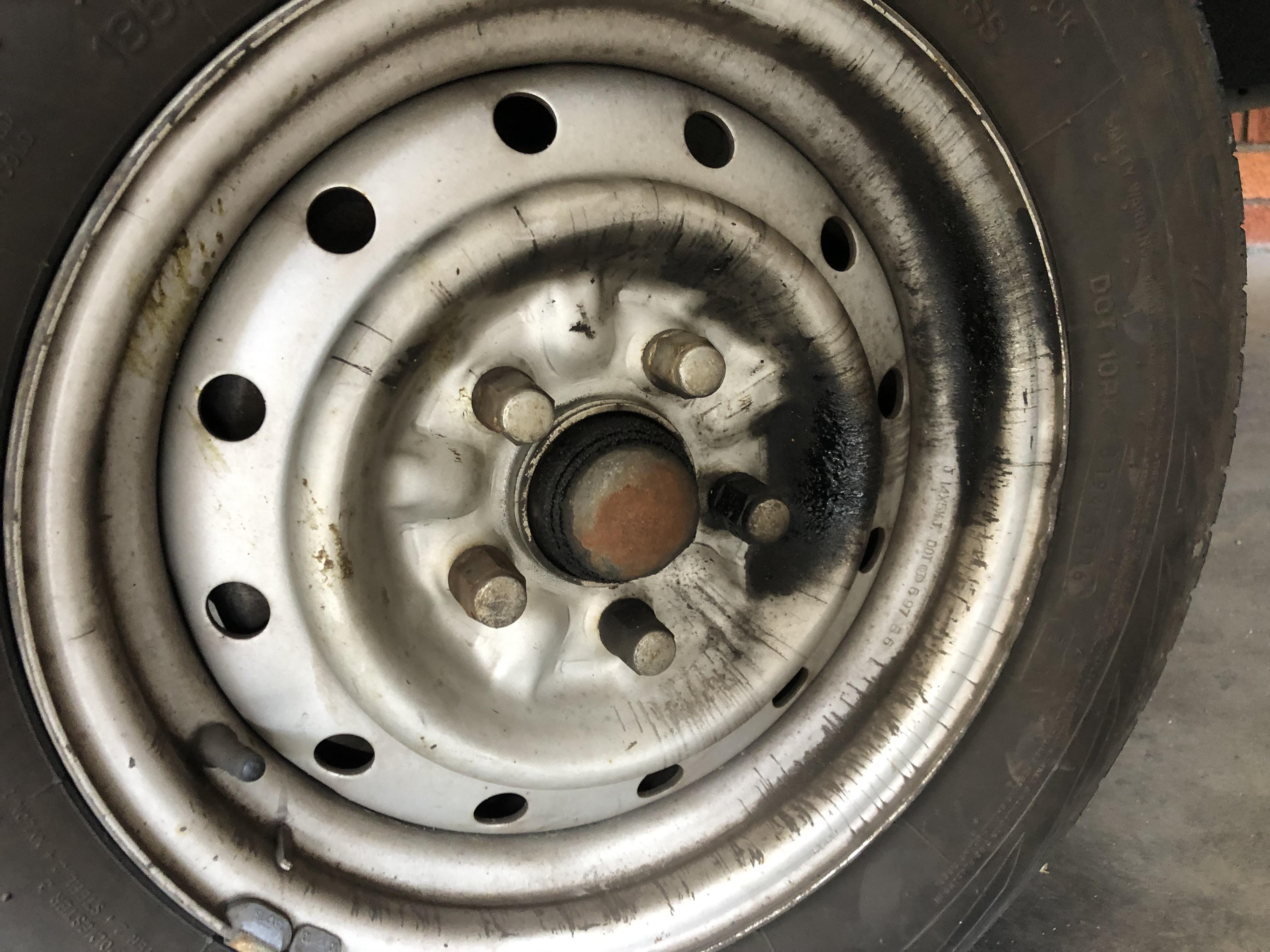 Whats causing this oil leak? Same on both front wheels. | Scrolller