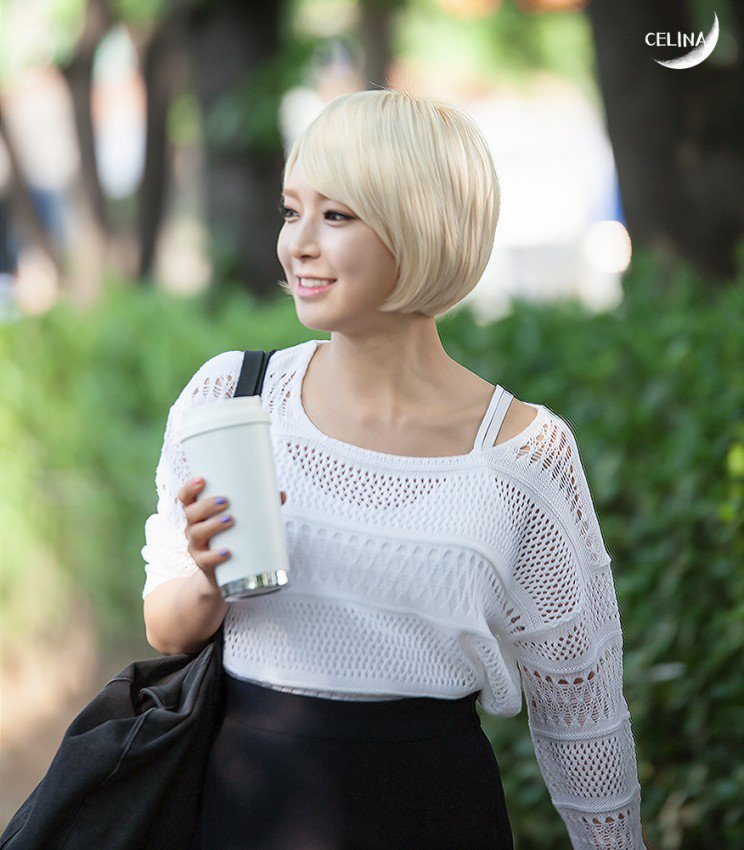 White and black | Scrolller