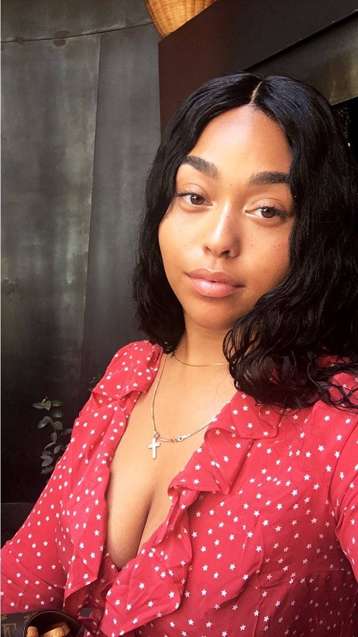 White Dots | Scrolller