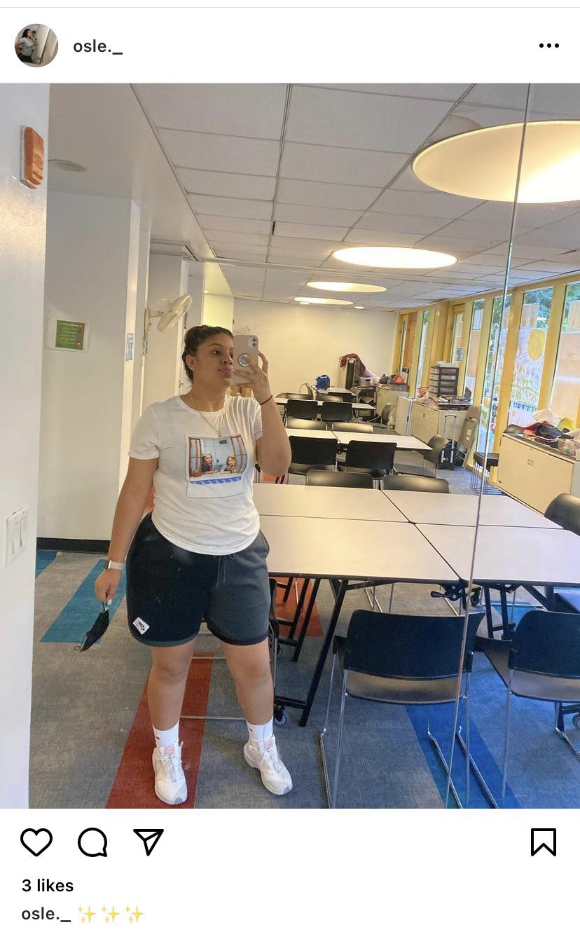 Who got shit on her? | Scrolller