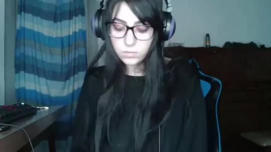 Who Is She Scrolller