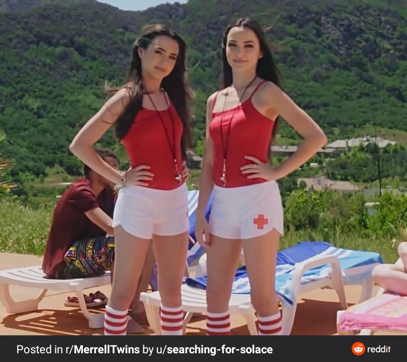 Who wants to cum to the merrell twins?? | Scrolller