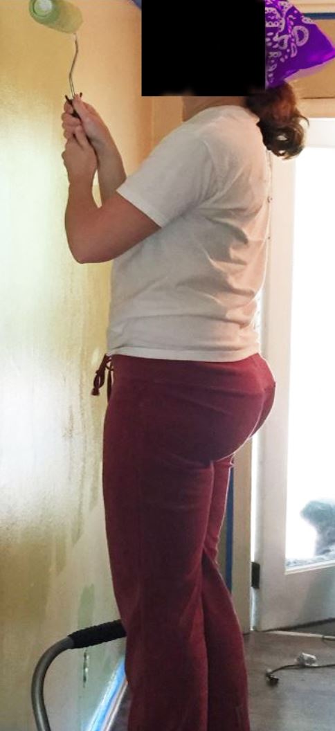 Who wants to help this mom paint? | Scrolller